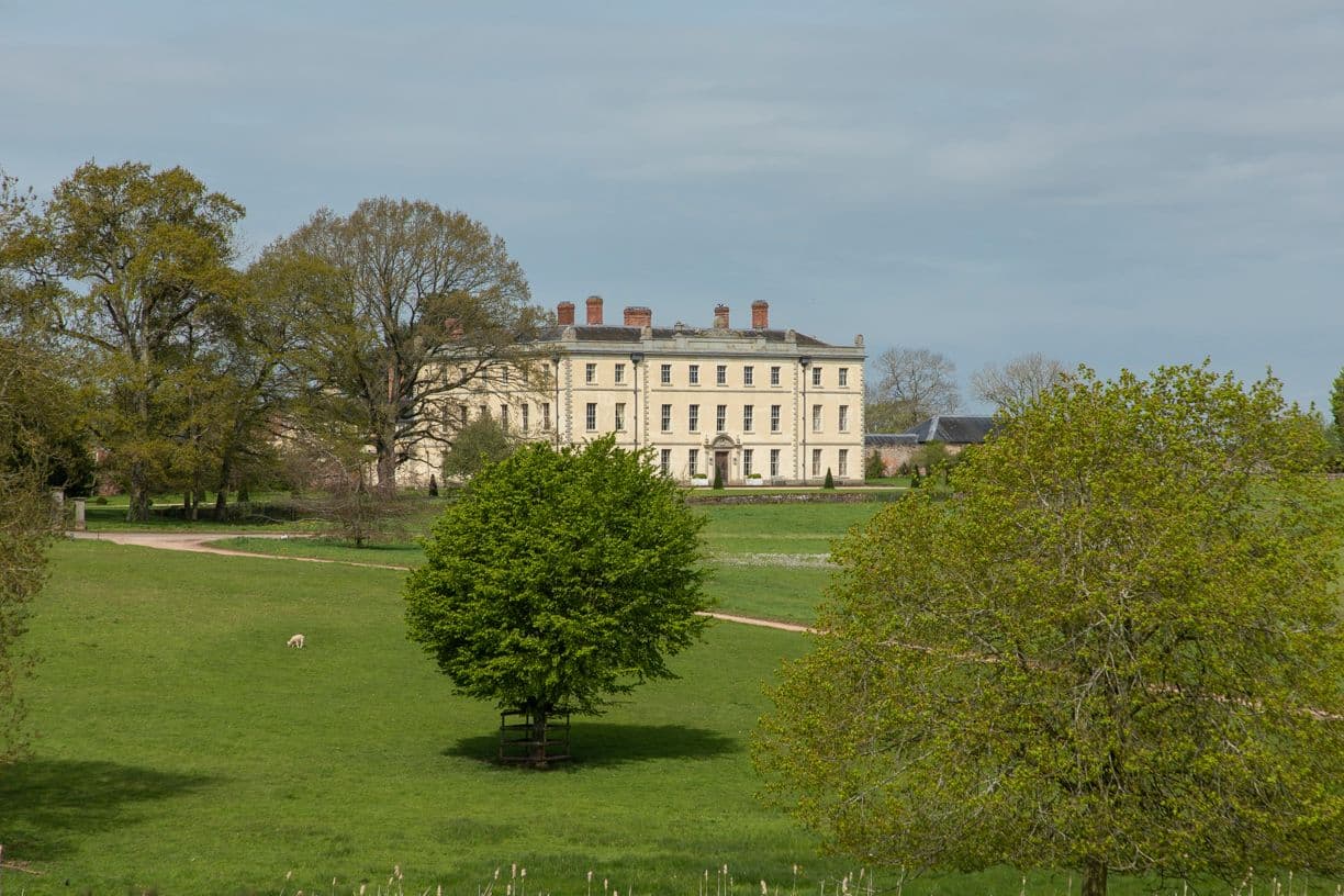 Specialists in Transacting Farms & Estates, Houses & Sporting Property ...