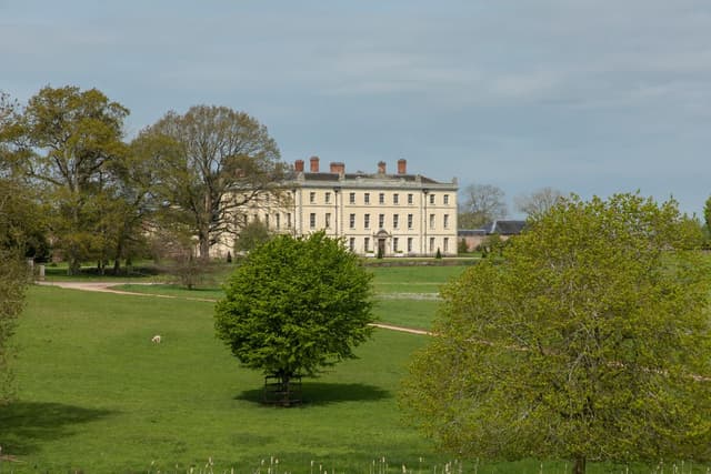 Specialists in Transacting Farms & Estates, Houses & Sporting Property ...